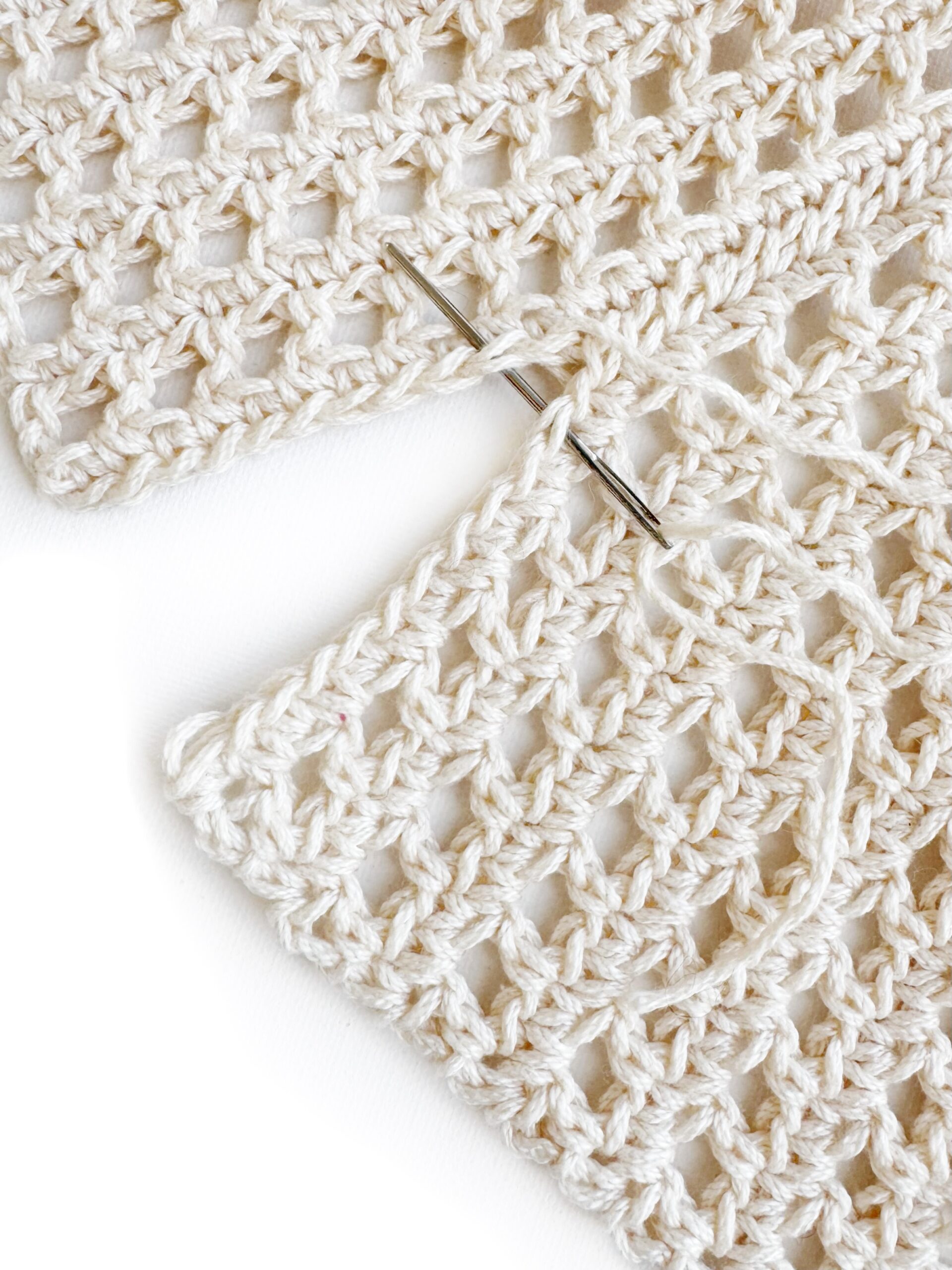 Wren Rattan Crochet Top – FREE PATTERN – Lakeside Loops