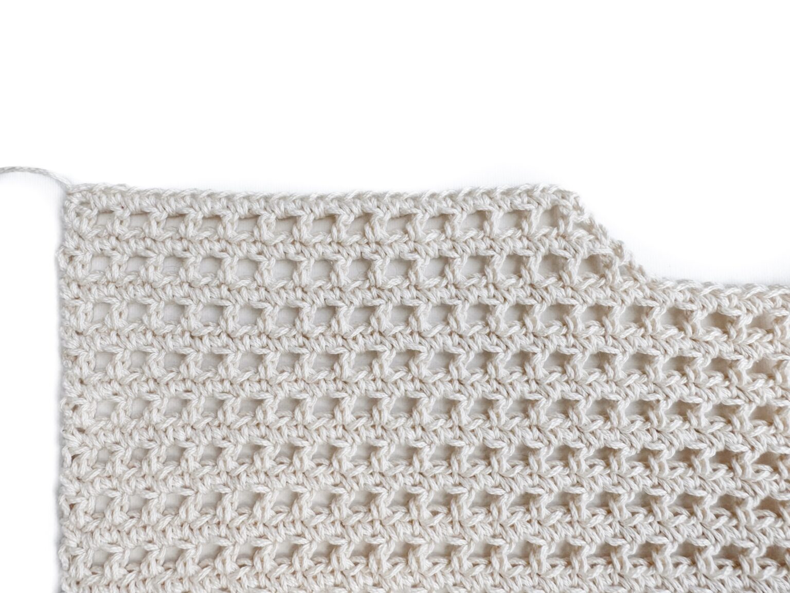 Wren Rattan Crochet Top – FREE PATTERN – Lakeside Loops