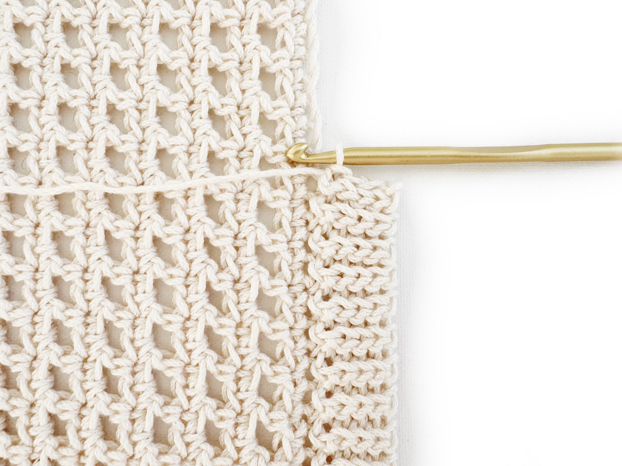 Wren Rattan Crochet Top – FREE PATTERN – Lakeside Loops