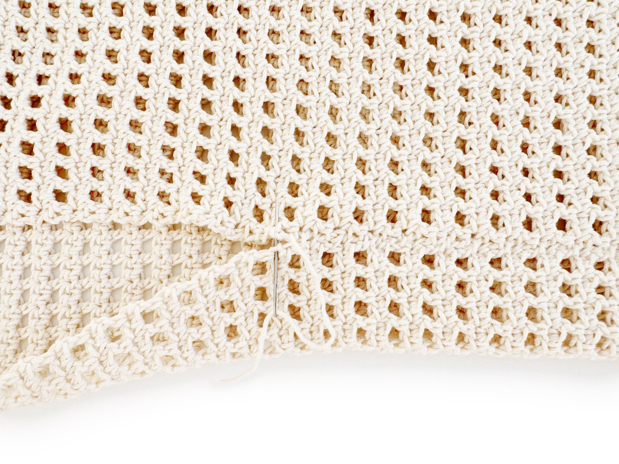 Wren Rattan Crochet Top – FREE PATTERN – Lakeside Loops